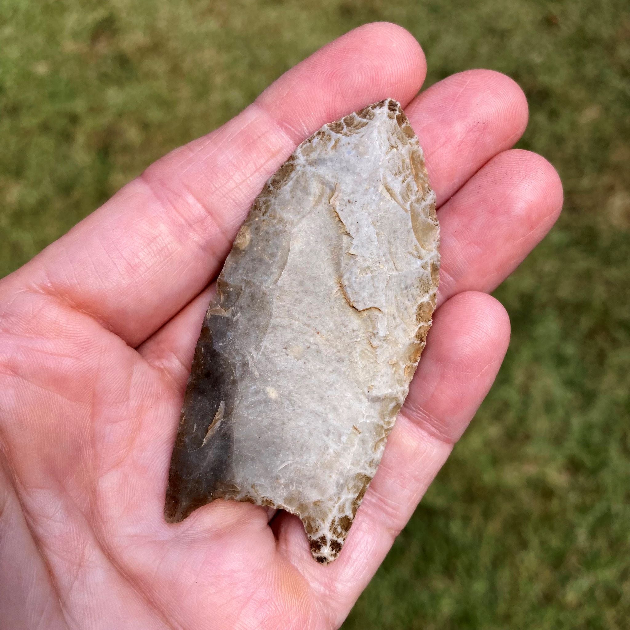 Antiqued Replica Folsom Point Knapped Texas Chert – Native Way Online