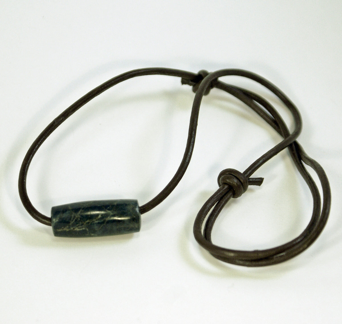 Costa Rican Greenstone Tube Bead Necklace – Native Way Online